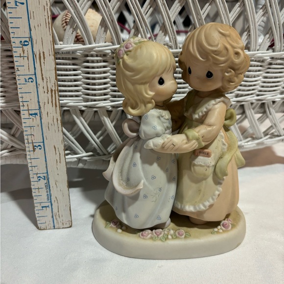 Precious Moments | Accents | Precious Moments A Very Special Bond ...